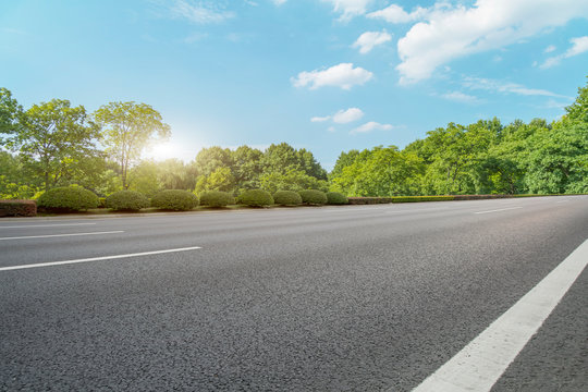 "Tar Road" Bilder – Durchsuchen 2,430 Archivfotos, Vektorgrafiken und ...