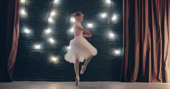 รูปภาพFouette – เลือกดูภาพถ่ายสต็อก เวกเตอร์ และวิดีโอ1,476 | Adobe Stock