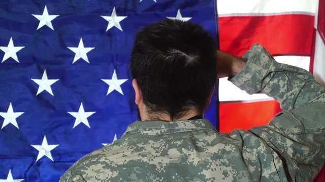 รูปภาพ"Soldier Salute" – เลือกดูภาพถ่ายสต็อก เวกเตอร์ และวิดีโอ103 ...