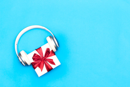 Technology Gift Box Images – Browse 52,764 Stock Photos, Vectors, and ...