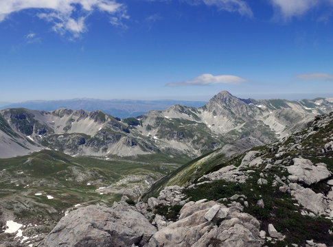 Arduo Images – Browse 51 Stock Photos, Vectors, and Video | Adobe Stock