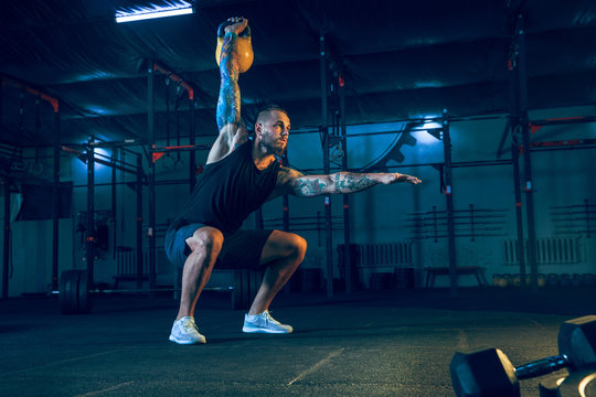 Fitness Model Squatting Images – Browse 7,852 Stock Photos, Vectors ...