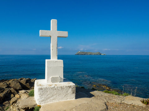 "White Cross" Images – Browse 6,909 Stock Photos, Vectors, and Video ...