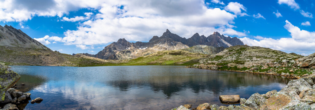 รูปภาพAcceglio – เลือกดูภาพถ่ายสต็อก เวกเตอร์ และวิดีโอ440 | Adobe Stock