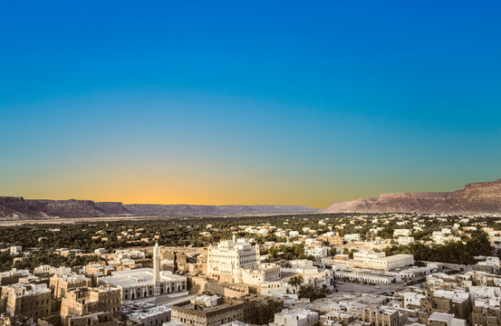 Hadramaut Bilder – Durchsuchen 239 Archivfotos, Vektorgrafiken und ...