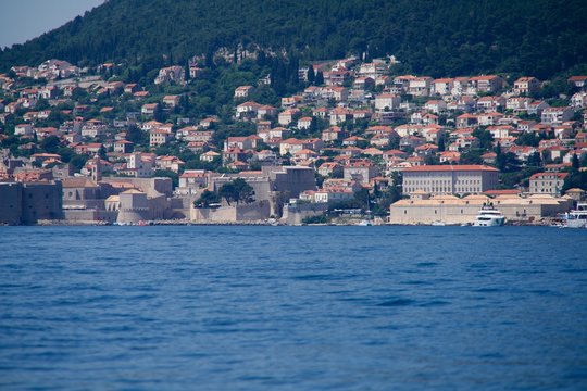 Ombla bilder – Bläddra bland 99 stockfoton, vektorer och videor | Adobe ...