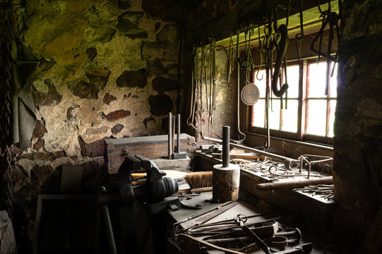 "Blacksmith Shop" Images – Browse 80,734 Stock Photos, Vectors, and ...