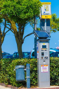 2Q Images – Browse 42 Stock Photos, Vectors, and Video | Adobe Stock