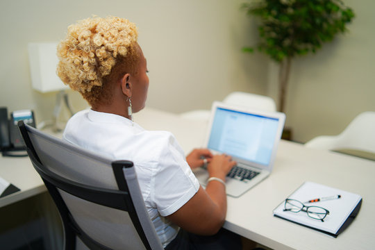 46 BEST Mompreneur IMAGES, STOCK PHOTOS & VECTORS | Adobe Stock