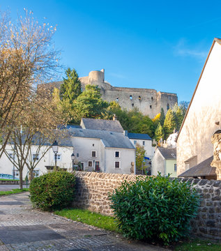 รูปภาพ"Simmern – เลือกดูภาพถ่ายสต็อก เวกเตอร์ และวิดีโอ360 | Adobe Stock