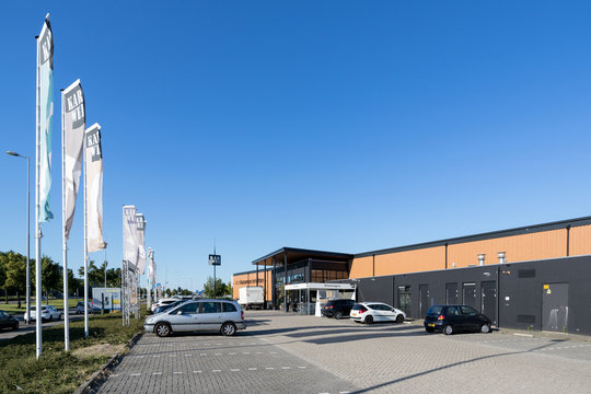 Karwei Images – Browse 14 Stock Photos, Vectors, and Video | Adobe Stock