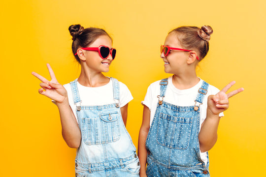 Get-Together Bilder – Durchsuchen 6,920 Archivfotos, Vektorgrafiken und ...