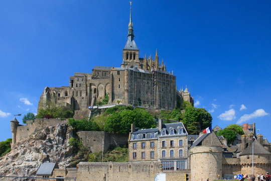 Commune Images – Browse 132,942 Stock Photos, Vectors, and Video ...