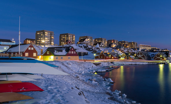 Nuuk Bilder – Durchsuchen 3,674 Archivfotos, Vektorgrafiken und Videos ...