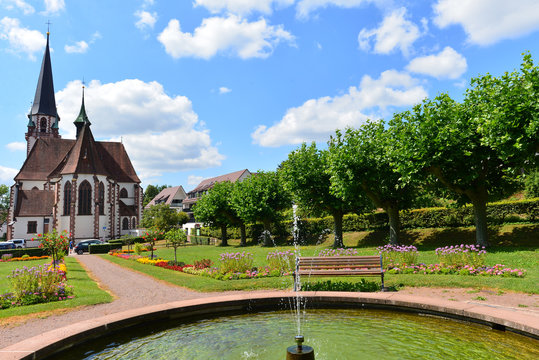 Emmendingen Bilder – Durchsuchen 1,212 Archivfotos, Vektorgrafiken und ...