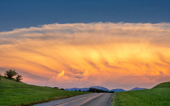 Cumulon Bilder – Durchsuchen 92 Archivfotos, Vektorgrafiken und Videos ...