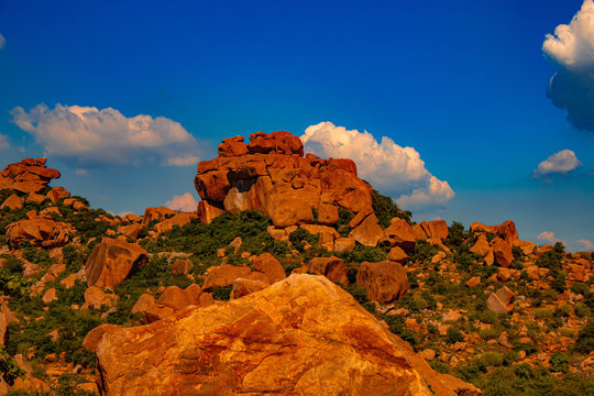 Swartberge Bilder – Durchsuchen 3,073 Archivfotos, Vektorgrafiken und ...