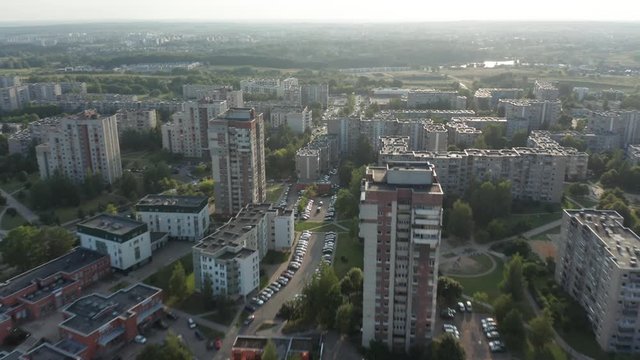 Khrushchevka Images – Parcourir 459 le catalogue de photos, vecteurs et vidéos | Adobe Stock