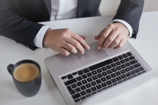 Manos Computadora Images – Browse 177 Stock Photos, Vectors, and Video ...