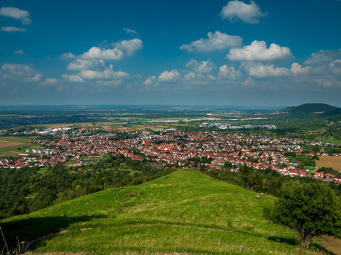 รูปภาพWeilheim – เลือกดูภาพถ่ายสต็อก เวกเตอร์ และวิดีโอ3,248 | Adobe Stock