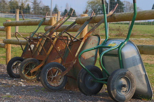 Brouettes Images – Browse 41 Stock Photos, Vectors, and Video | Adobe Stock