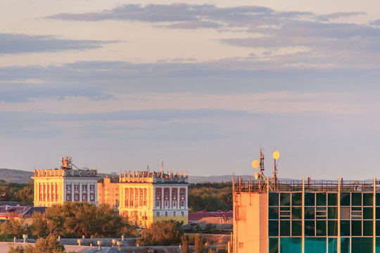 Khrushchevka bilder – Bläddra bland 418 stockfoton, vektorer och videor ...