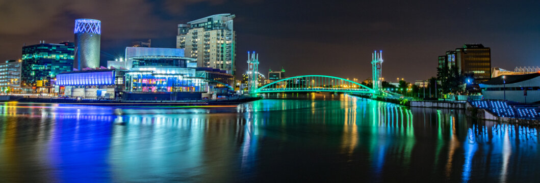 Manchester Skyline Night Images – Browse 1,191 Stock Photos, Vectors ...