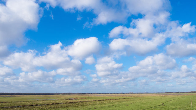 「Himmer」の写真素材 | 600件の無料イラスト画像 | Adobe Stock