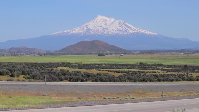 Mt Shasta Images – Browse 2,338 Stock Photos, Vectors, and Video ...