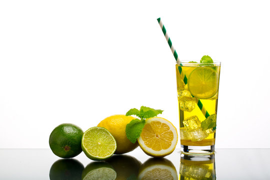 รูปภาพCitronade – เลือกดูภาพถ่ายสต็อก เวกเตอร์ และวิดีโอ388 | Adobe Stock