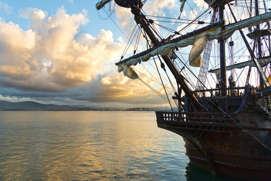 Imágenes de Proa: descubre bancos de fotos, ilustraciones, vectores y ...