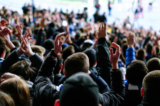 Spectator Images – Browse 120,733 Stock Photos, Vectors, and Video ...