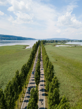 Pappelallee bilder – Bläddra bland 187 stockfoton, vektorer och videor ...