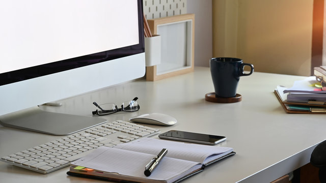 LAS 770,032 MEJORES IMÁGENES, FOTOS DE ARCHIVO Y VECTORES DE Workspace ...
