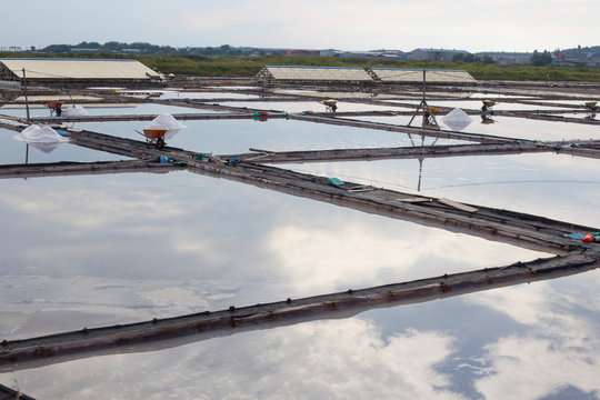 Saltern Billeder – Gennemse 17,835 stockfotos, vektorer og videoer ...