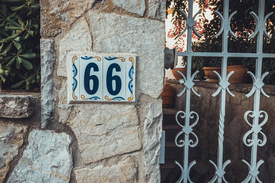 Wrought Iron Sign Images – Browse 49,153 Stock Photos, Vectors, and ...