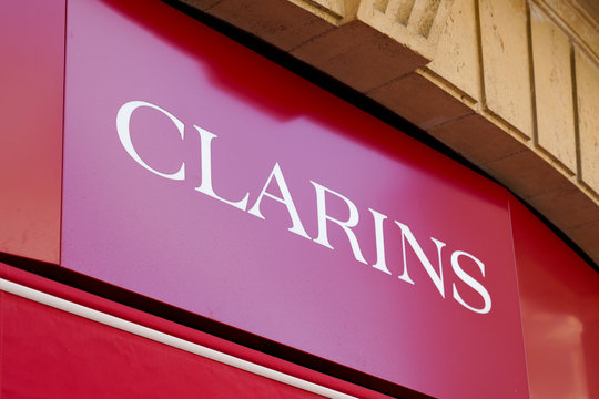 Clarins Logo
