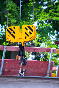 "Load-Lifting Mechanism"-Bilder: Stock-Fotos & -Videos. | Adobe Stock