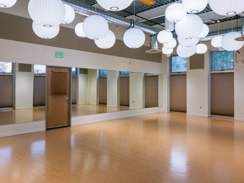 "Dance Studio" Images – Browse 24,141 Stock Photos, Vectors, and Video ...