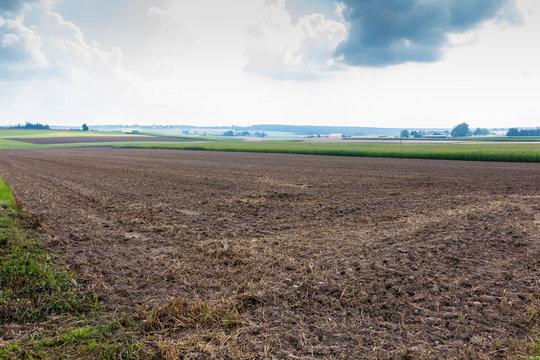 Bodenlos Bilder – Durchsuchen 16,059 Archivfotos, Vektorgrafiken und ...