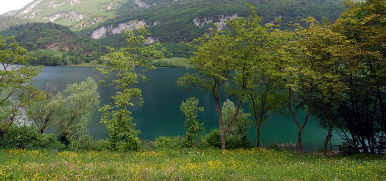 Wassertrum Bilder – Durchsuchen 200 Archivfotos, Vektorgrafiken und ...