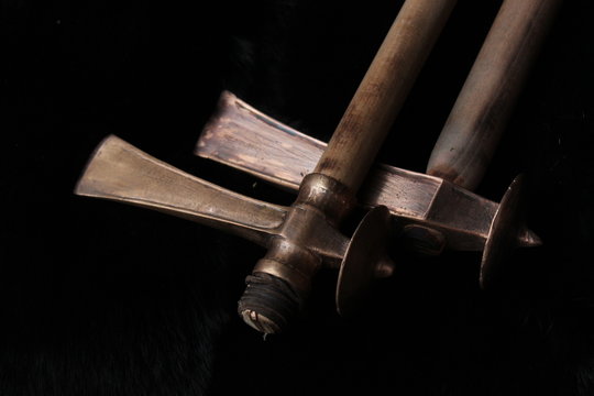 Kriegsaxt bilder – Bläddra bland 113 stockfoton, vektorer och videor ...