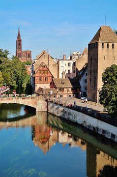 รูปภาพStrassburg – เลือกดูภาพถ่ายสต็อก เวกเตอร์ และวิดีโอ40,881 | Adobe ...