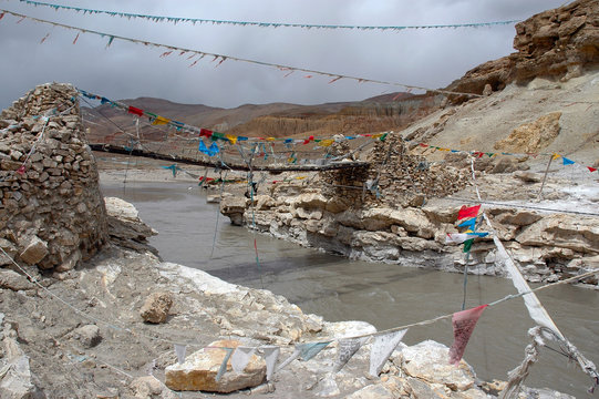 Kyunglung Bilder – Durchsuchen 181 Archivfotos, Vektorgrafiken und ...