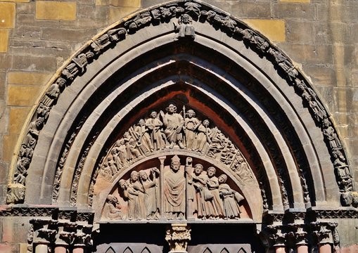 Spitzbogen 이미지 – 찾아보기 998 스톡 사진, 벡터 및 비디오 | Adobe Stock