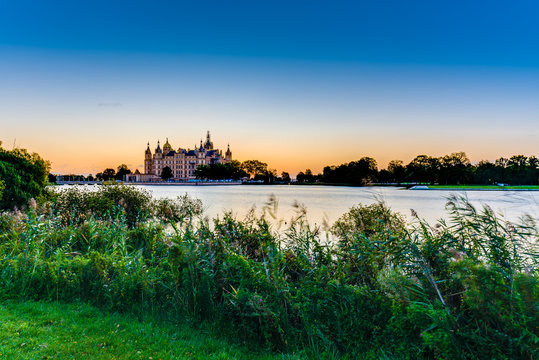 รูปภาพ"Vorpommern – เลือกดูภาพถ่ายสต็อก เวกเตอร์ และวิดีโอ31,480 ...