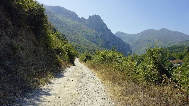 Staubig Bilder – Durchsuchen 150,062 Archivfotos, Vektorgrafiken und ...