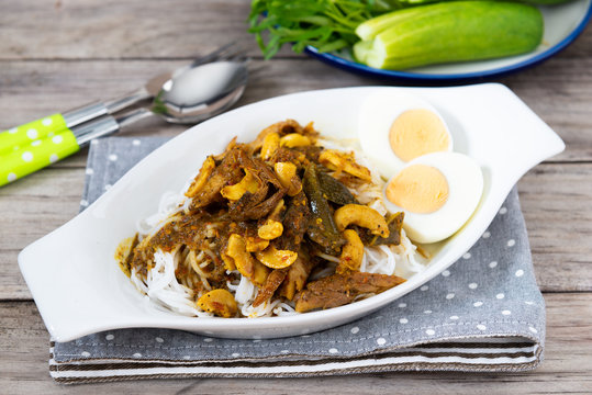 Pansensuppe Bilder – Durchsuchen 145 Archivfotos, Vektorgrafiken und ...