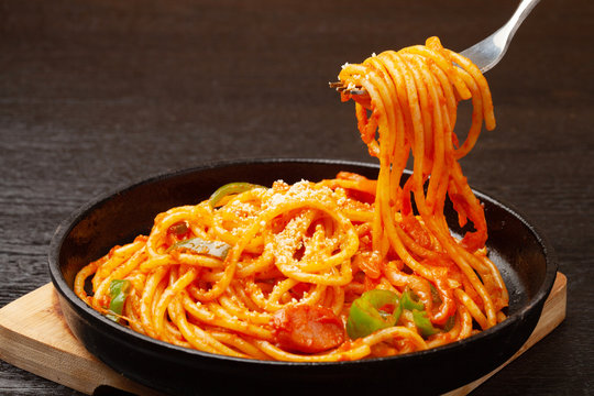 「ナポリタン」の画像 - 1,974 件の Stock 写真、ベクターおよびビデオ | Adobe Stock