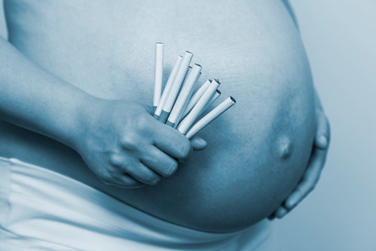 Raucherplatz Bilder – Durchsuchen 877 Archivfotos, Vektorgrafiken und ...